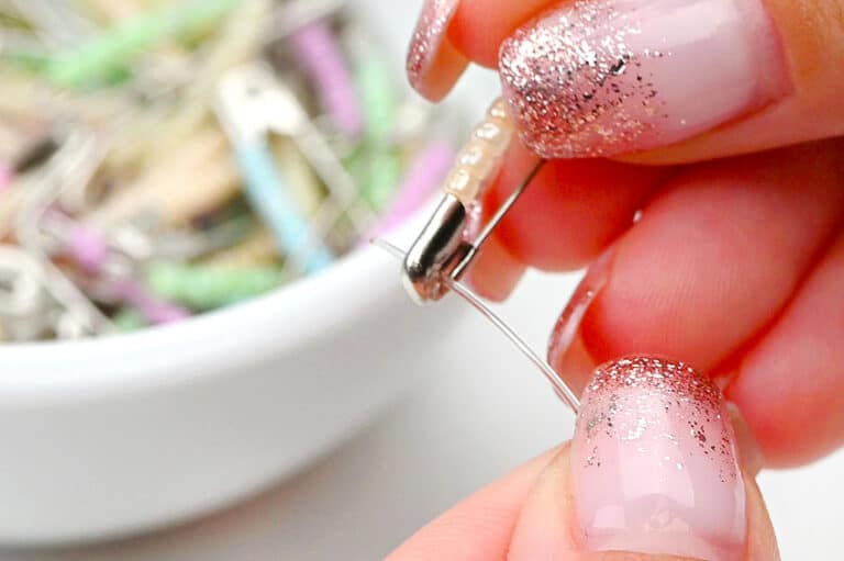 Beaded Safety Pin Bracelet - Easy DIY Jewelry Craft