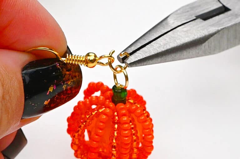 DIY Beaded Pumpkin Earrings - Cute Fall Jewelry Tutorial