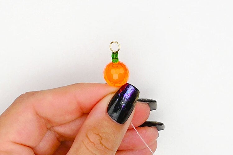 DIY Beaded Pumpkin Earrings - Cute Fall Jewelry Tutorial