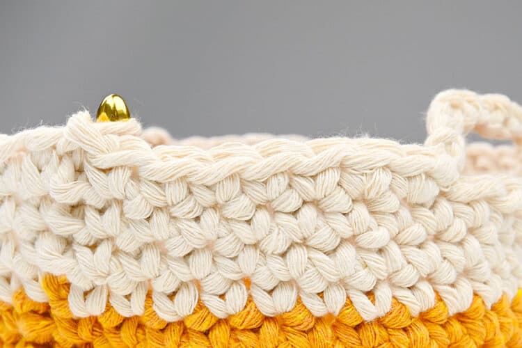 Free Crochet Basket Pattern - Easy Tutorial for Beginners
