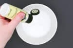 How to Make Ghost Slime - Glow in the Dark Slime for Halloween