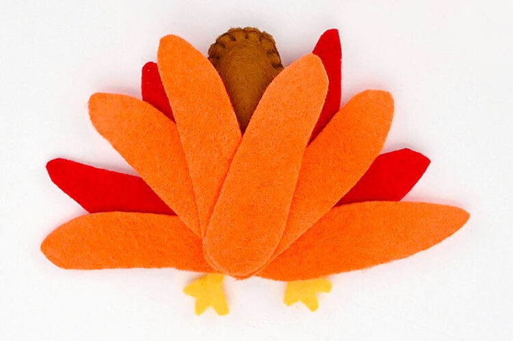 DIY Felt Turkey Pattern - Cute Thanksgiving Craft Idea