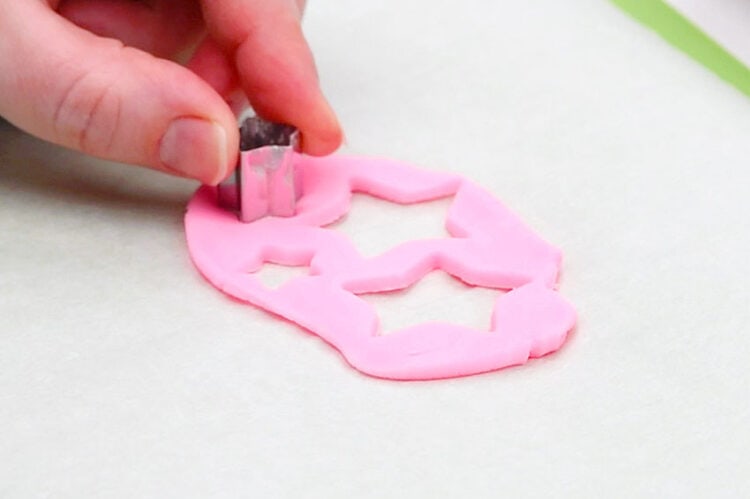 How to Make Glow in the Dark Clay - Easy DIY Clay Recipe