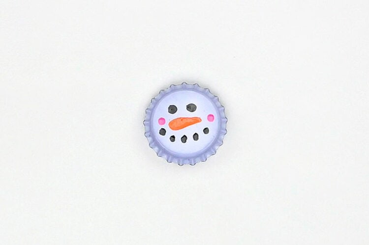 Bottle Cap Snowman Ornament - Cute & Easy Christmas Craft