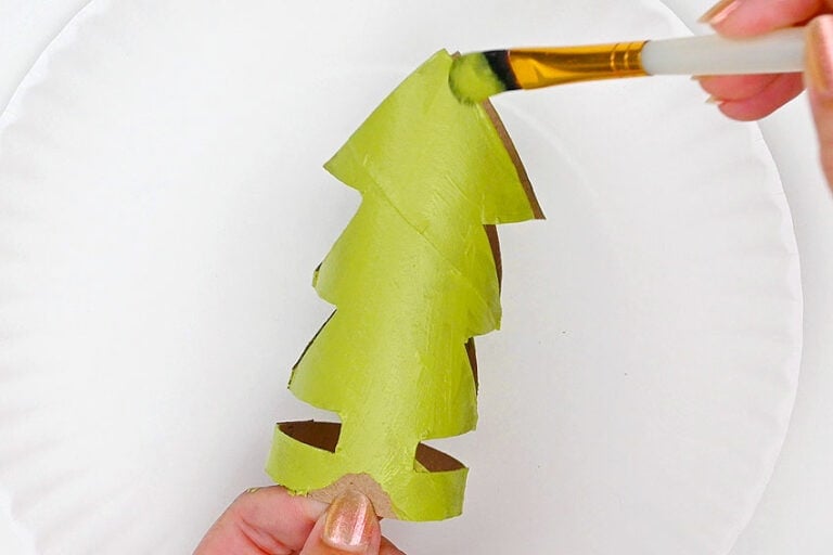 Paper Roll Christmas Tree - Easy Toilet Paper Roll Craft