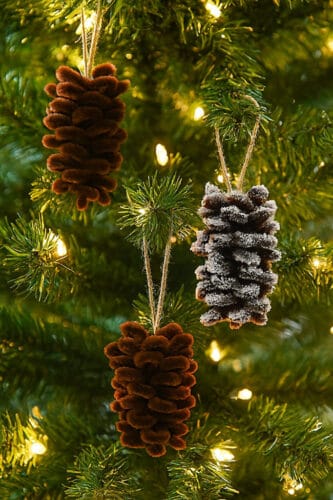 Pipe Cleaner Pine Cones - Easy DIY Christmas Ornament & Decor