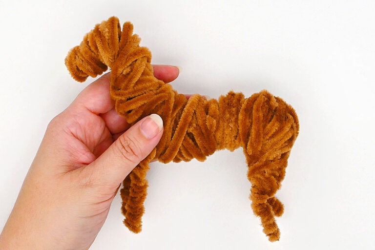 Pipe Cleaner Reindeer - Fun & Easy Christmas Craft