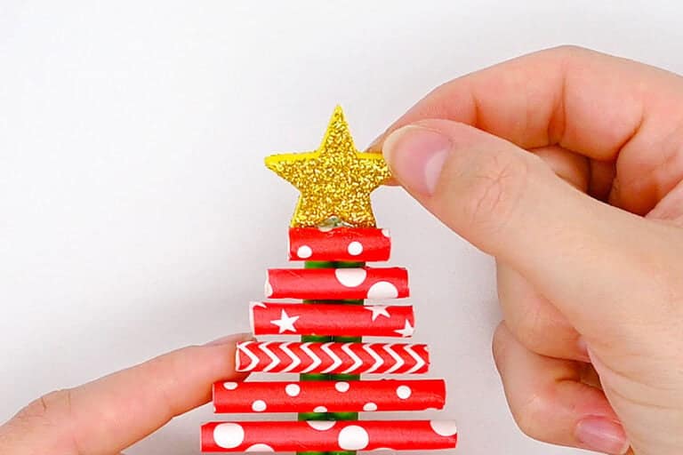Straw Christmas Tree Ornaments - Easy DIY Ornament Craft!