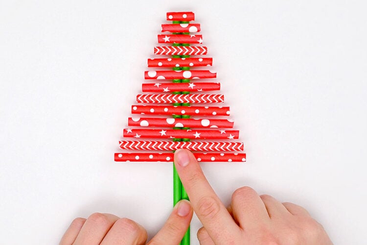 Straw Christmas Tree Ornaments - Easy DIY Ornament Craft!