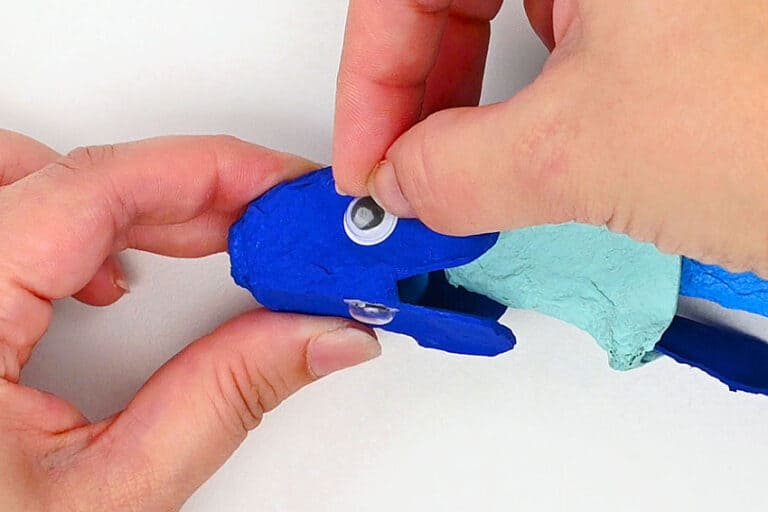 Egg Carton Fish - Easy Egg Carton Animal Craft