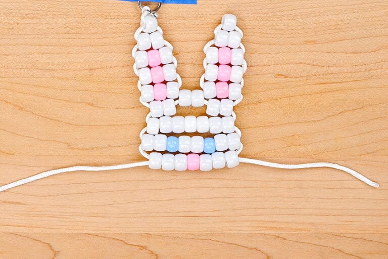 Pony Bead Bunny Pattern - Easy Pony Bead Easter Craft